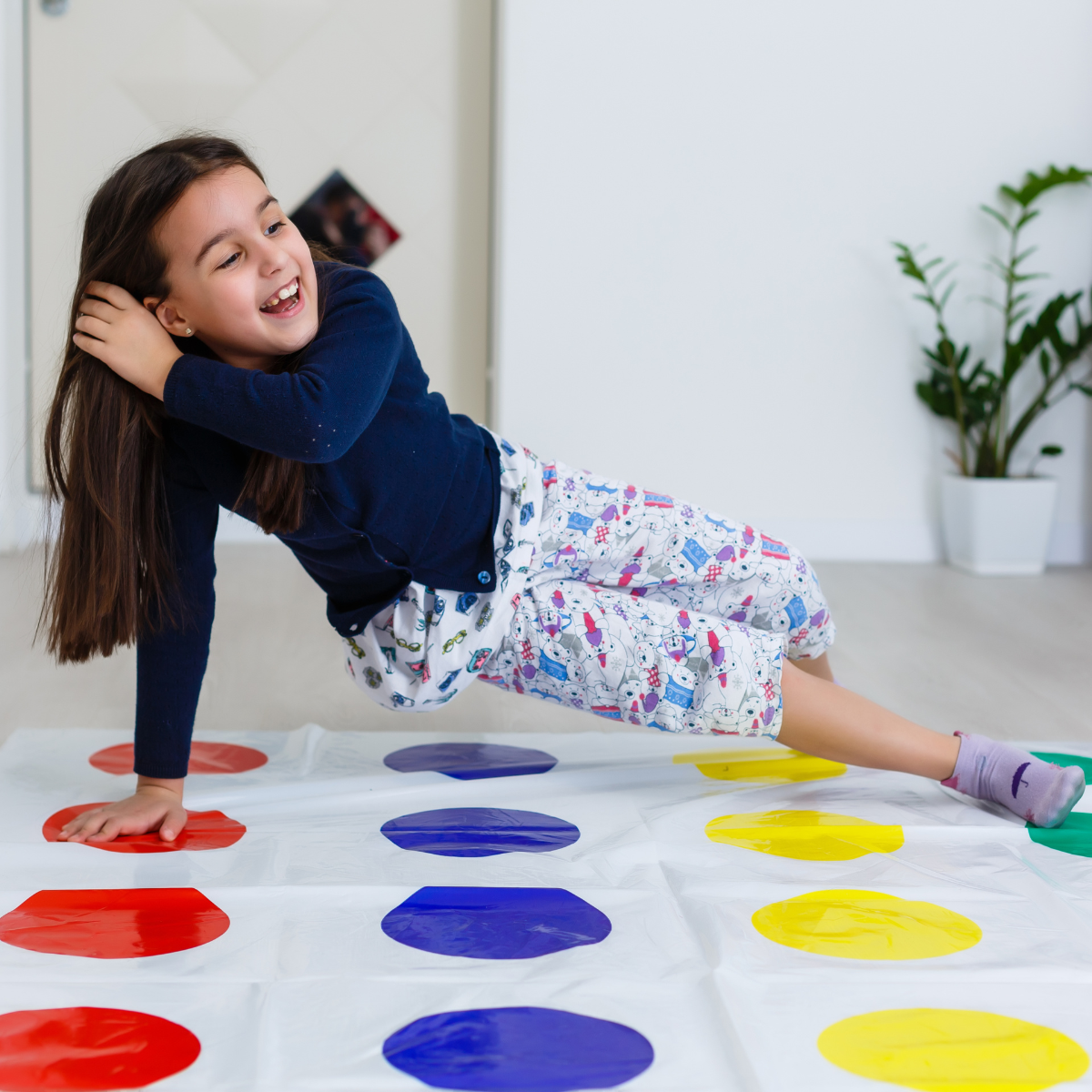 Fun Hands and Feet Games For Kids | LittleHaloJ