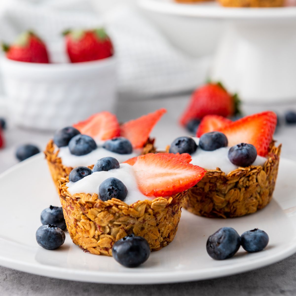 Granola Berry Cups | LittleHaloJ